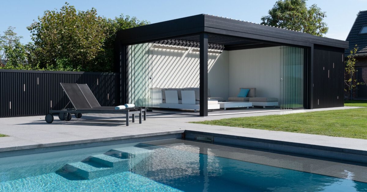 Réalisation: véranda pool house en aluminium à Deinze